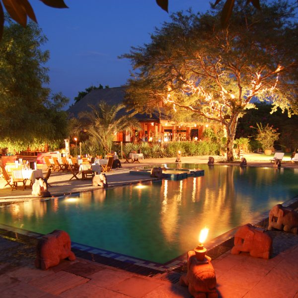 Tharabar Gate | The World Continents